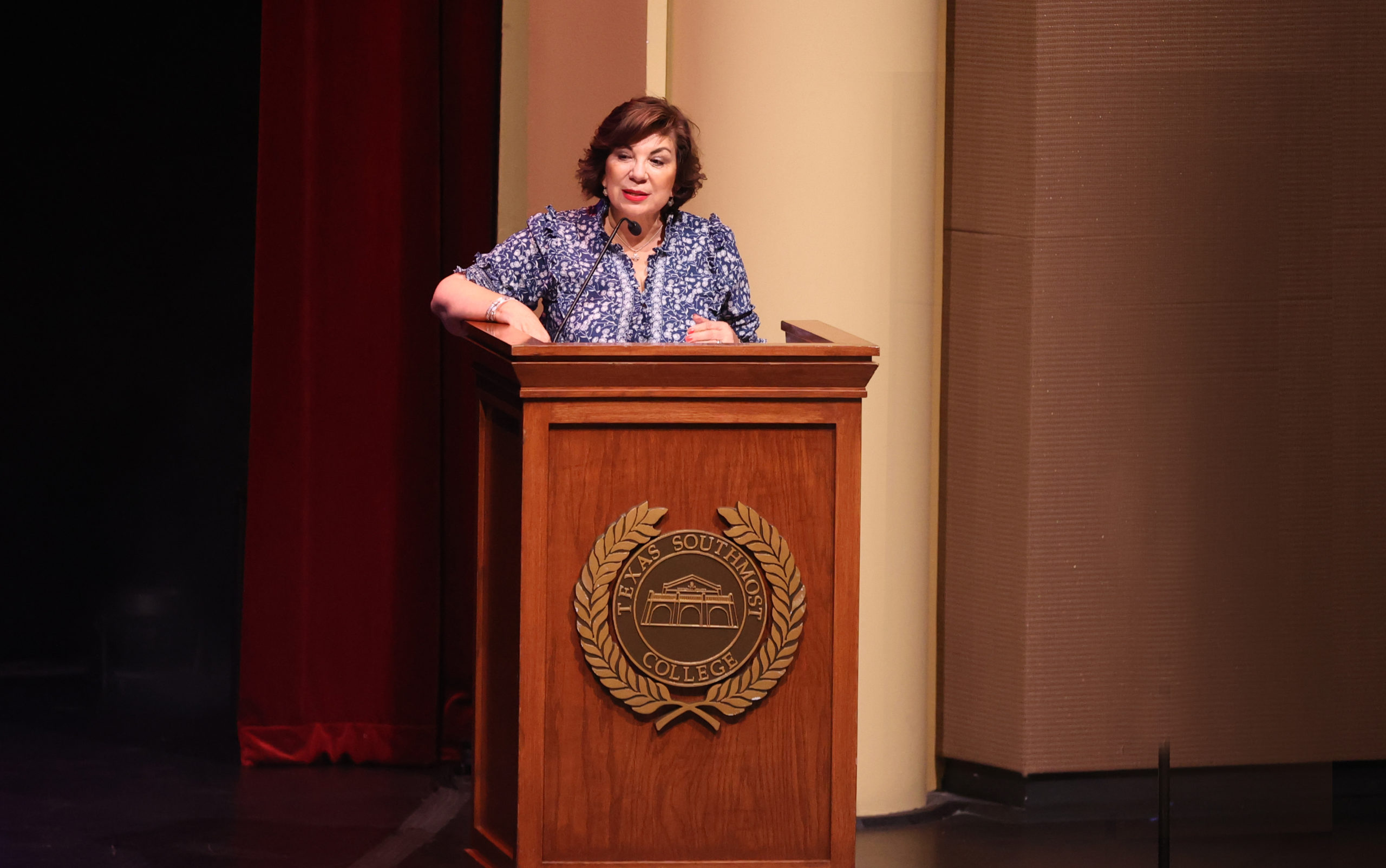 Video: TSC Board of Trustee Madam Chair Adela Garza Welcomes Fall 2022 ...